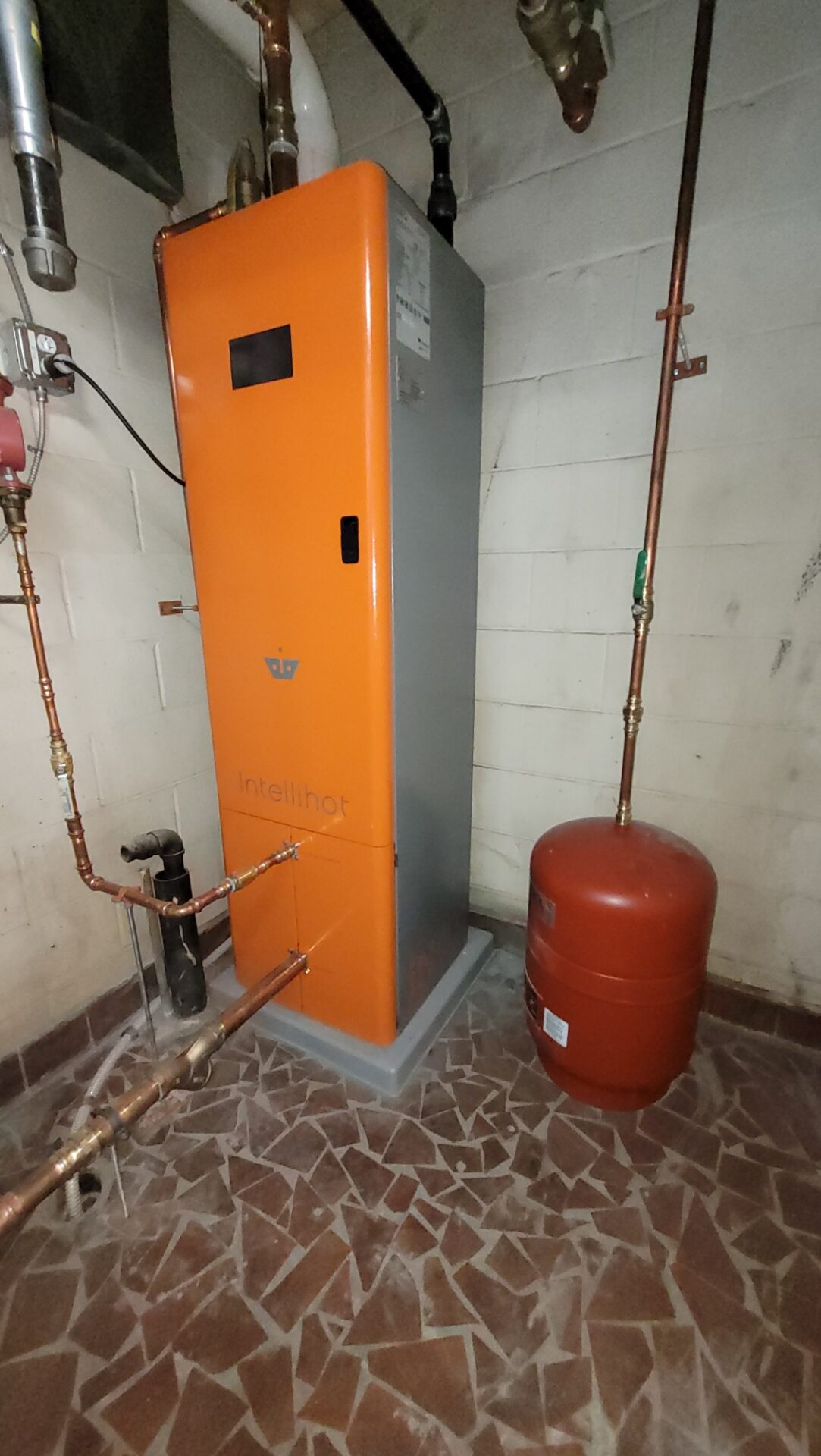 Intellihot Tankless Water Heater in Raleigh, Durham, Apex, Cary, Clayton